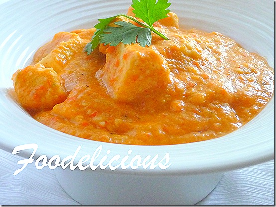 Foodelicious: Cottage Cheese In A Red Capsicum Gravy….From 660 Curries